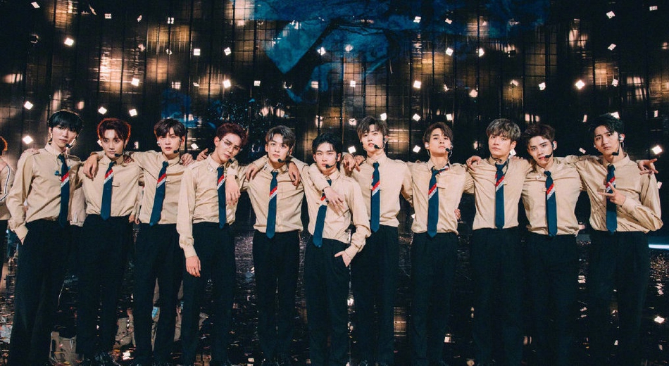 R1SE迎成团一周年 成员集体晒照发文感恩粉丝一路陪伴 -- 眼界，放眼世界